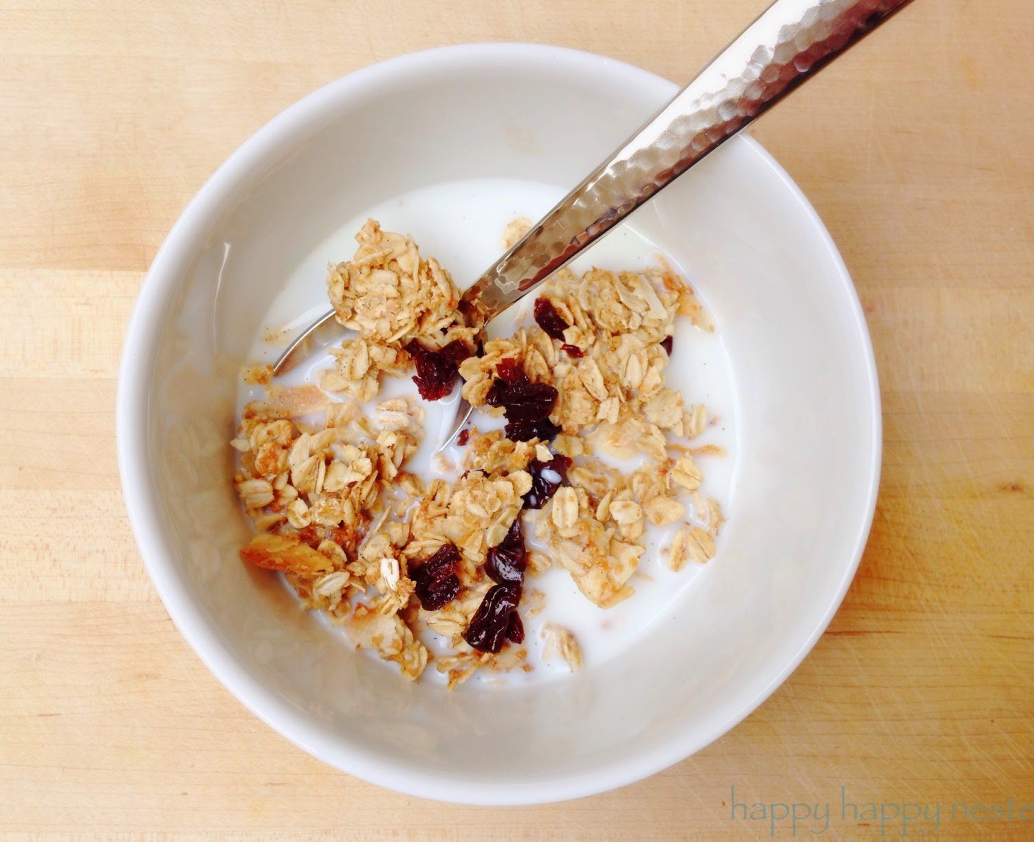 Make Your Own Granola - Happy Happy Nester