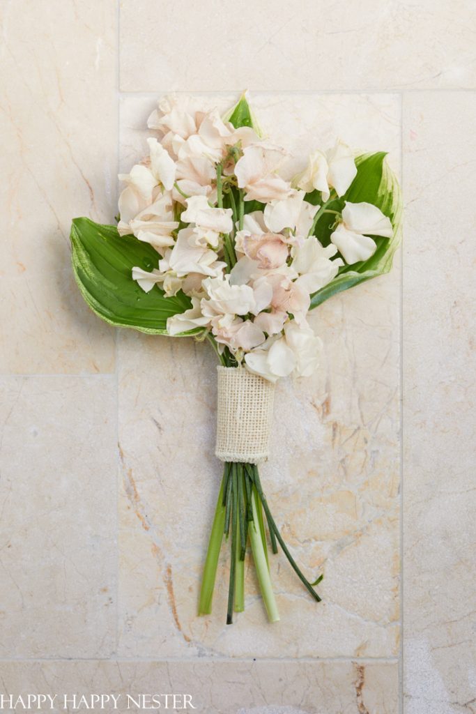How To Make A Small Bouquet Of Flowers Happy Happy Nester